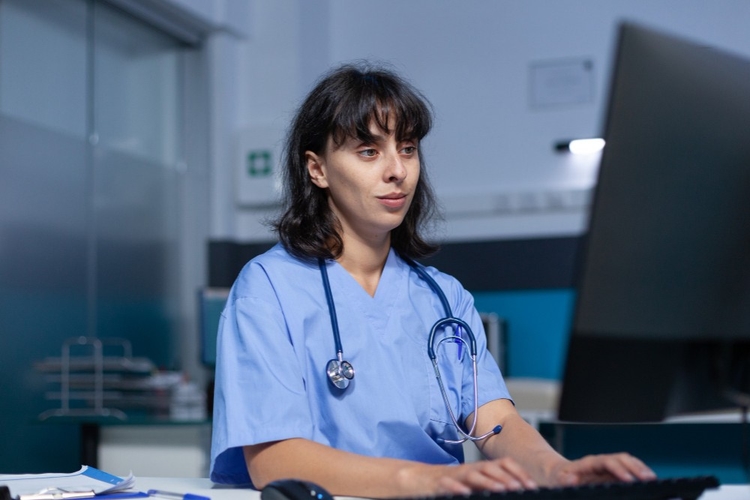 How Much Do Nurses Really Earn in England?